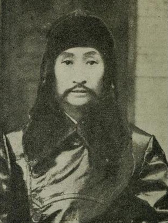 In 1950, the seriously ill Ma Zhanshan left a will, hoping that his ...