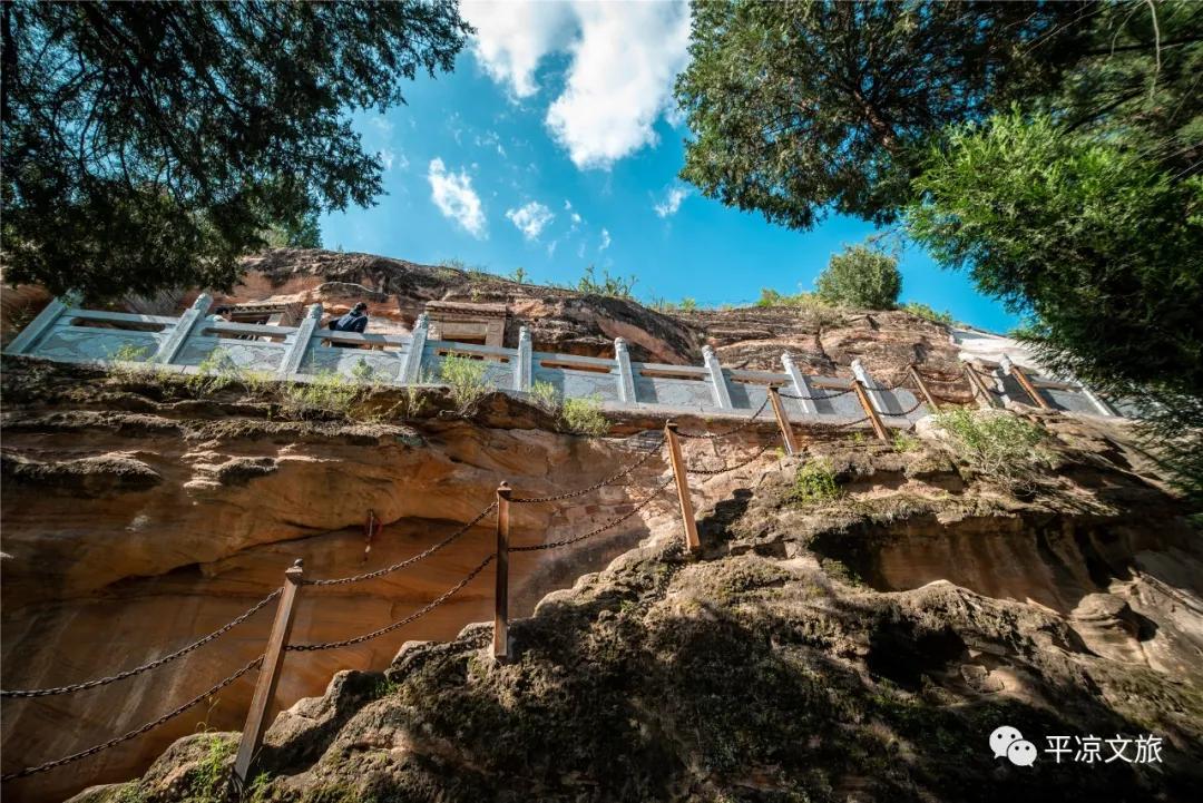 South Cave Temple: Jingshui Cihang Longyou Pearl - iNEWS